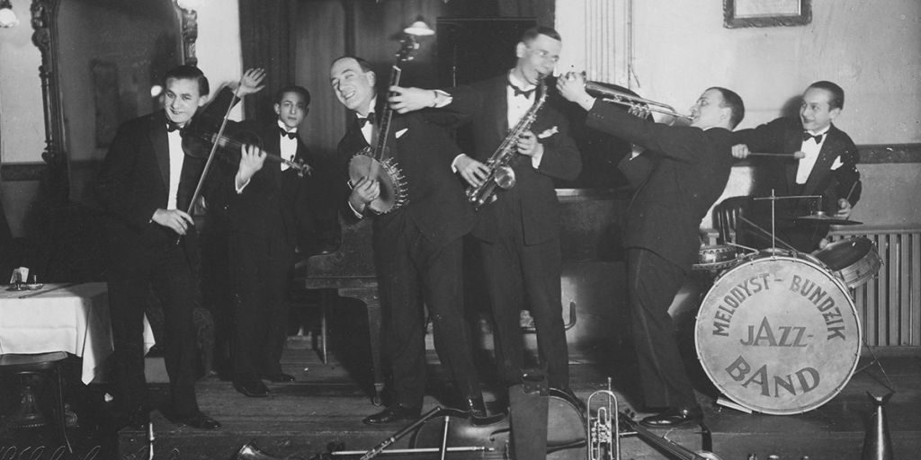 1930s Jazz Club