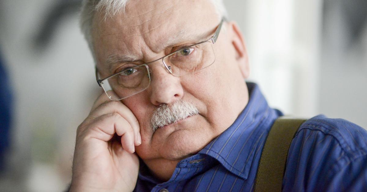 Andrzej Sapkowski - Biography | Artist | Culture.pl