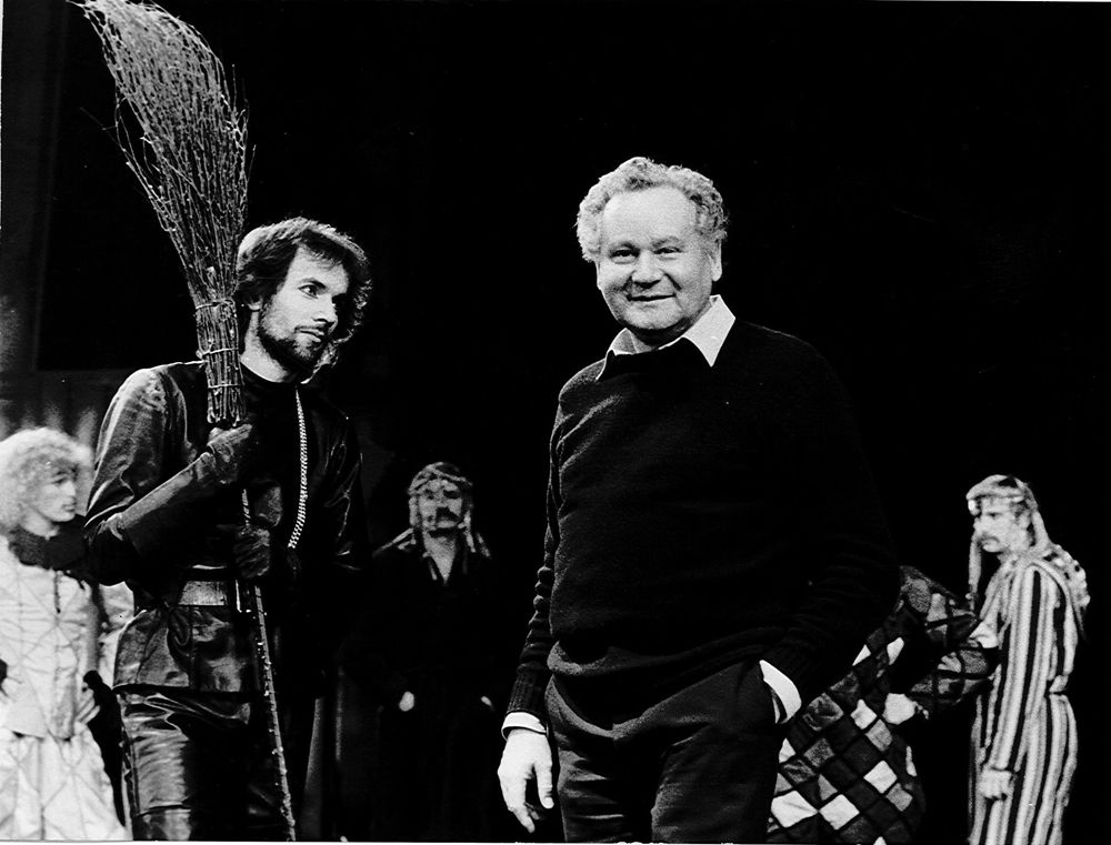 Henryk Tomaszewski - Biography | Artist | Culture.pl