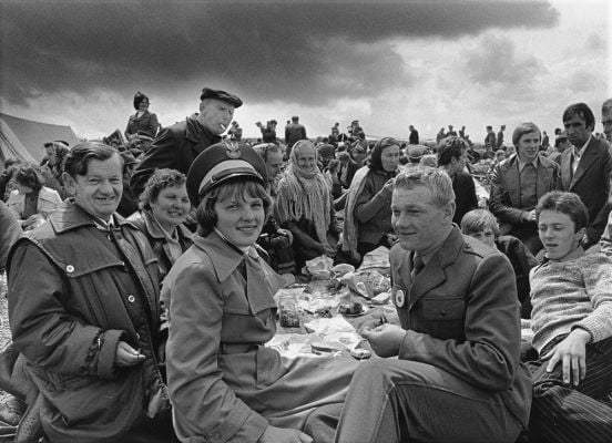 10 Must-See Black & White Photos From Poland Under The Communist Regime ...