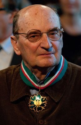 Sławomir Mrożek - Życie i twórczość | Artysta | Culture.pl