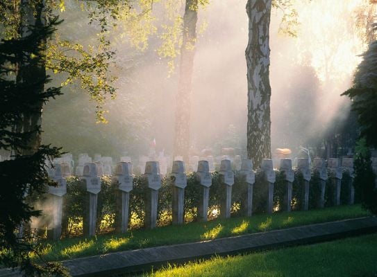 Famous Polish Graves Around the World | Article | Culture.pl